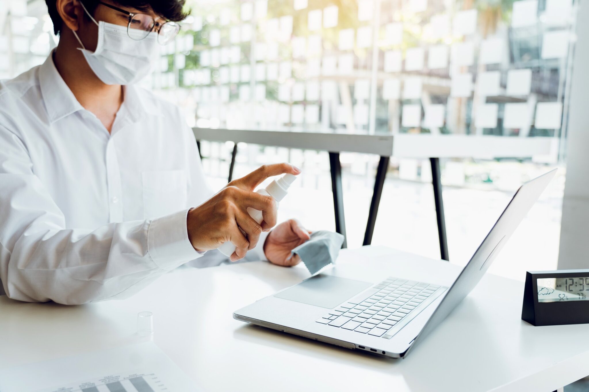 Workplace Safety: What You Need To Know (Plus 8 Safety Tips)